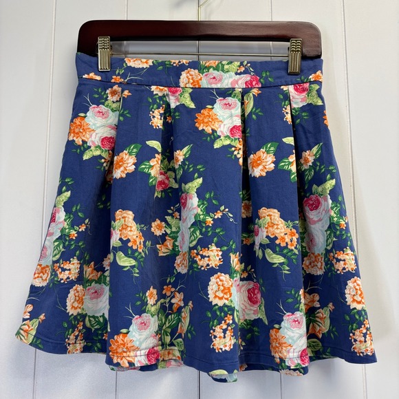 Papaya | Skirts | Y2k Floral Pleated Mini Skirt Womens Size L Cottage ...